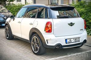 Balts MINI Countryman 2011 Rīga, ar dzinēja tilpumu 1.60 L un nobraukumu 62 tūkst. km par 8990 €, foto 7 vietnē AUTOMOTO.COM.LV