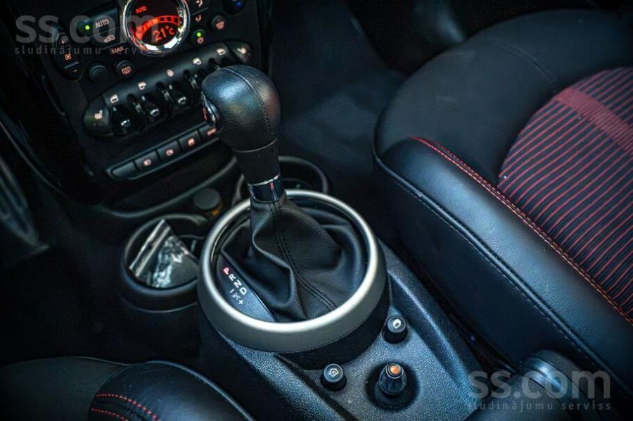 Balts MINI Countryman 2011 Rīga, ar dzinēja tilpumu 1.60 L un nobraukumu 62 tūkst. km par 8990 €, foto 13 vietnē AUTOMOTO.COM.LV