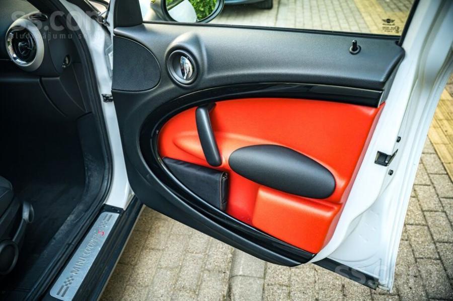 Balts MINI Countryman 2011 Rīga, ar dzinēja tilpumu 1.60 L un nobraukumu 62 tūkst. km par 8990 €, foto 18 vietnē AUTOMOTO.COM.LV