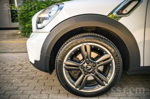 Balts MINI Countryman 2011 Rīga, ar dzinēja tilpumu 1.60 L un nobraukumu 62 tūkst. km par 8990 €, foto 20 vietnē AUTOMOTO.COM.LV