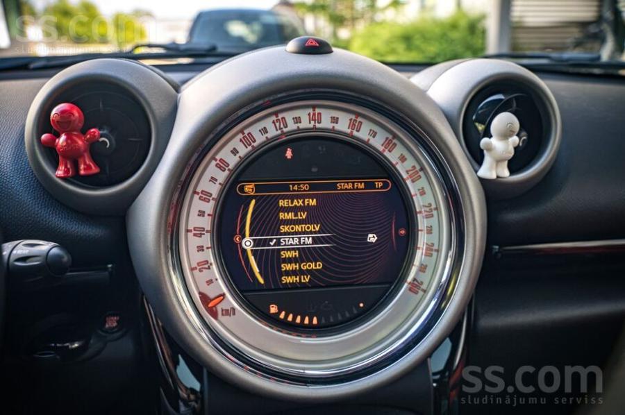 Balts MINI Countryman 2011 Rīga, ar dzinēja tilpumu 1.60 L un nobraukumu 62 tūkst. km par 8990 €, foto 23 vietnē AUTOMOTO.COM.LV