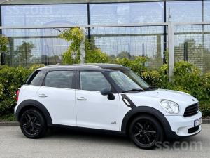 White MINI Countryman 2011 in Riga, with an engine capacity of 2.00 L and mileage of 239 thousand km for 5750 €, photo 10 on AUTOMOTO.COM.LV