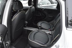 Balts MINI Countryman 2011 Tukums, ar dzinēja tilpumu 1.60 L un nobraukumu 227 tūkst. km par 5695 €, foto 9 vietnē AUTOMOTO.COM.LV
