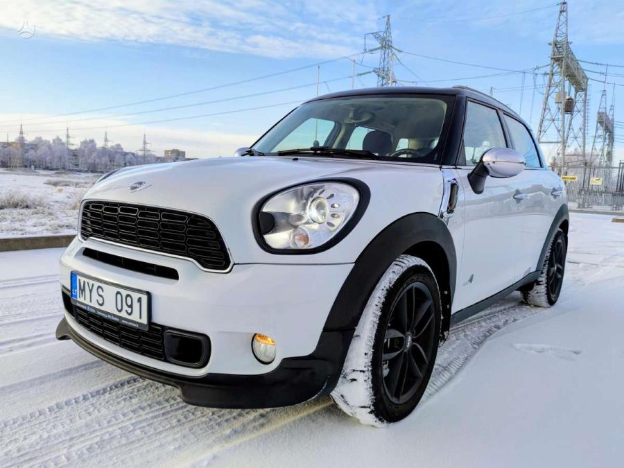 White MINI Countryman 2012 in Siauliai, with an engine capacity of 1.60 L and mileage of 142 thousand km for 6700 €, photo 1 on AUTOMOTO.COM.LV