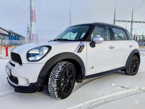 White MINI Countryman 2012 in Siauliai, with an engine capacity of 1.60 L and mileage of 142 thousand km for 6700 €, photo 2 on AUTOMOTO.COM.LV