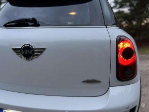 White MINI Countryman 2012 in Klaipeda, with an engine capacity of 1.60 L and mileage of 167 thousand km for 7400 €, photo 22 on AUTOMOTO.COM.LV
