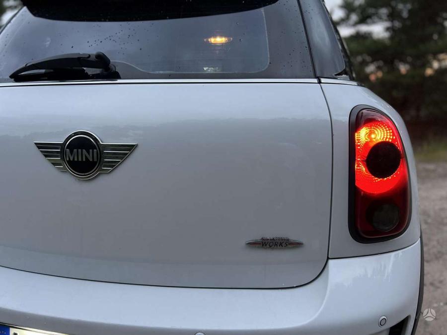White MINI Countryman 2012 in Klaipeda, with an engine capacity of 1.60 L and mileage of 167 thousand km for 7400 €, photo 22 on AUTOMOTO.COM.LV