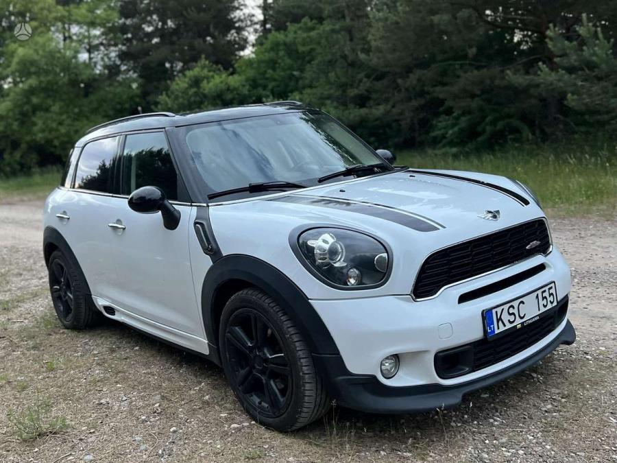 White MINI Countryman 2012 in Klaipeda, with an engine capacity of 1.60 L and mileage of 167 thousand km for 7400 €, photo 29 on AUTOMOTO.COM.LV