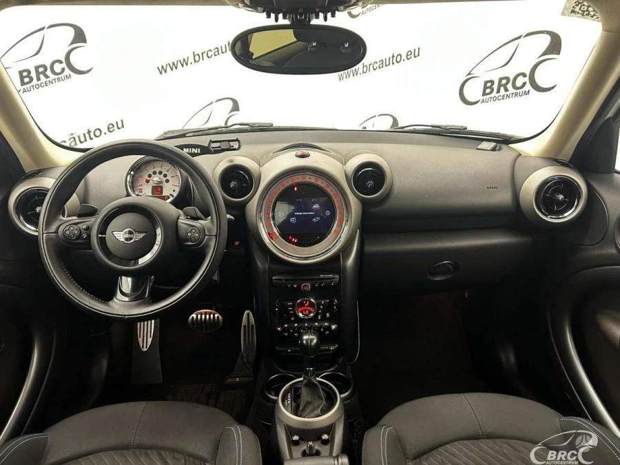 Balts MINI Countryman 2012 Viļņa, ar dzinēja tilpumu 2.00 L un nobraukumu 163 tūkst. km par 6990 €, foto 5 vietnē AUTOMOTO.COM.LV