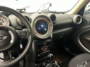 Balts MINI Countryman 2012 Viļņa, ar dzinēja tilpumu 2.00 L un nobraukumu 163 tūkst. km par 6990 €, foto 17 vietnē AUTOMOTO.COM.LV