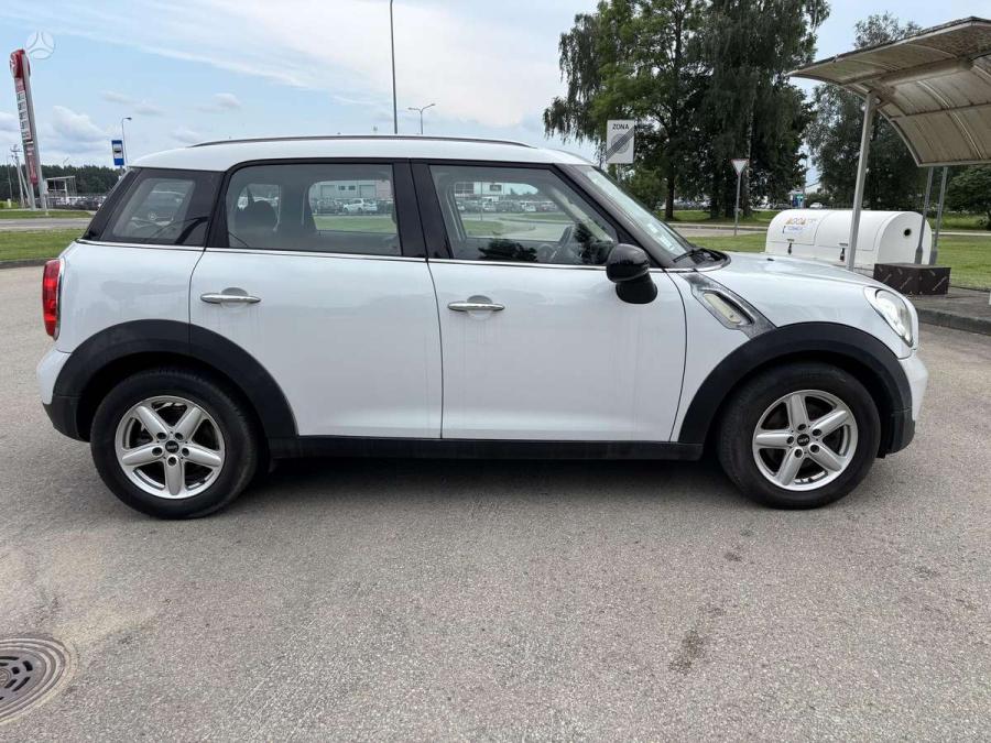 Balts MINI Countryman 2012 Tauragė, ar dzinēja tilpumu 1.60 L un nobraukumu 240 tūkst. km par 4500 €, foto 7 vietnē AUTOMOTO.COM.LV