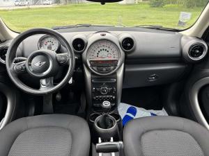 Balts MINI Countryman 2012 Tauragė, ar dzinēja tilpumu 1.60 L un nobraukumu 240 tūkst. km par 4500 €, foto 16 vietnē AUTOMOTO.COM.LV