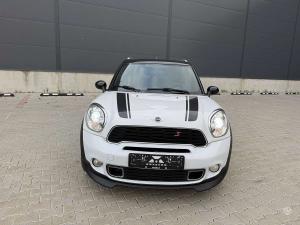 White MINI Countryman 2012 in Siauliai, with an engine capacity of 2.00 L and mileage of 222 thousand km for 5650 €, photo 3 on AUTOMOTO.COM.LV