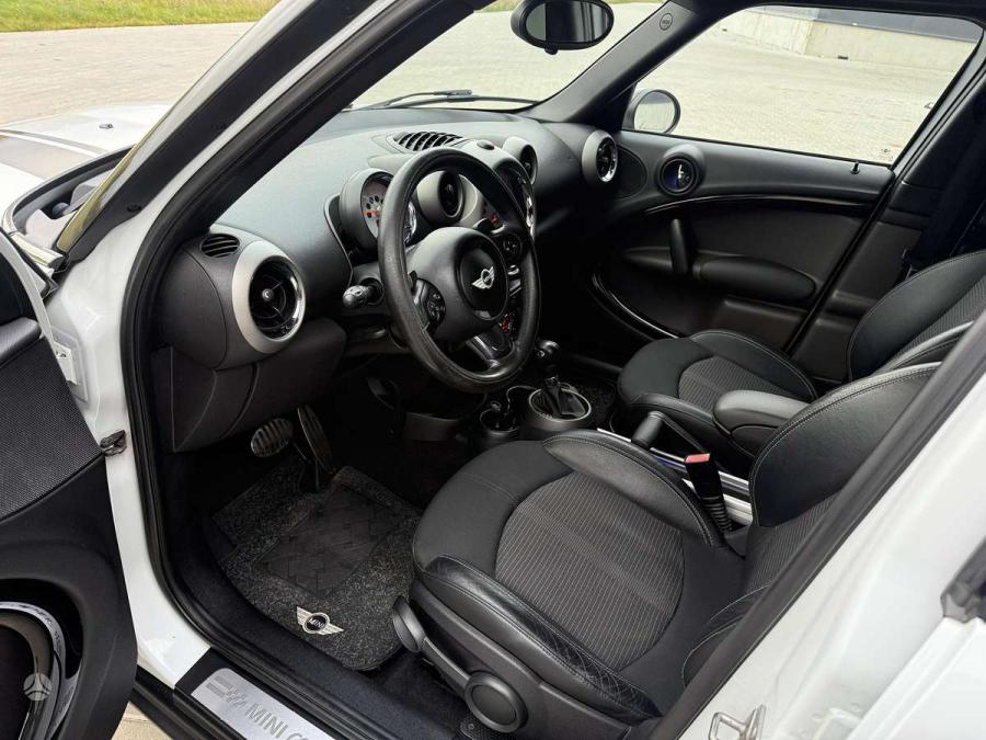 White MINI Countryman 2012 in Siauliai, with an engine capacity of 2.00 L and mileage of 222 thousand km for 5650 €, photo 14 on AUTOMOTO.COM.LV