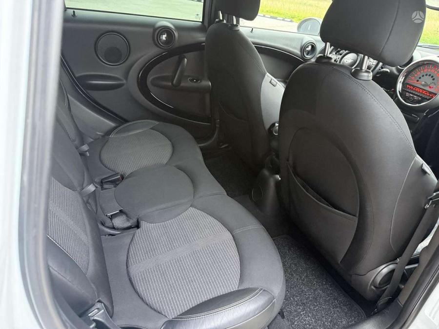 White MINI Countryman 2012 in Siauliai, with an engine capacity of 2.00 L and mileage of 222 thousand km for 5650 €, photo 19 on AUTOMOTO.COM.LV
