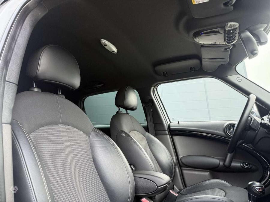 White MINI Countryman 2012 in Siauliai, with an engine capacity of 2.00 L and mileage of 222 thousand km for 5650 €, photo 20 on AUTOMOTO.COM.LV