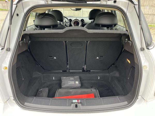 White MINI Countryman 2012 in Taurage, with an engine capacity of 1.60 L and mileage of 285 thousand km for 4300 €, photo 10 on AUTOMOTO.COM.LV