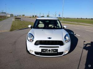 White MINI Countryman 2013 in Marijampole, with an engine capacity of 2.00 L and mileage of 132 thousand km for 8750 €, photo 18 on AUTOMOTO.COM.LV