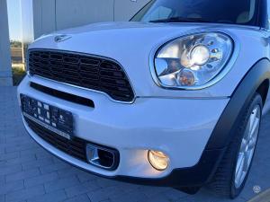 White MINI Countryman 2013 in Marijampole, with an engine capacity of 2.00 L and mileage of 132 thousand km for 8750 €, photo 20 on AUTOMOTO.COM.LV