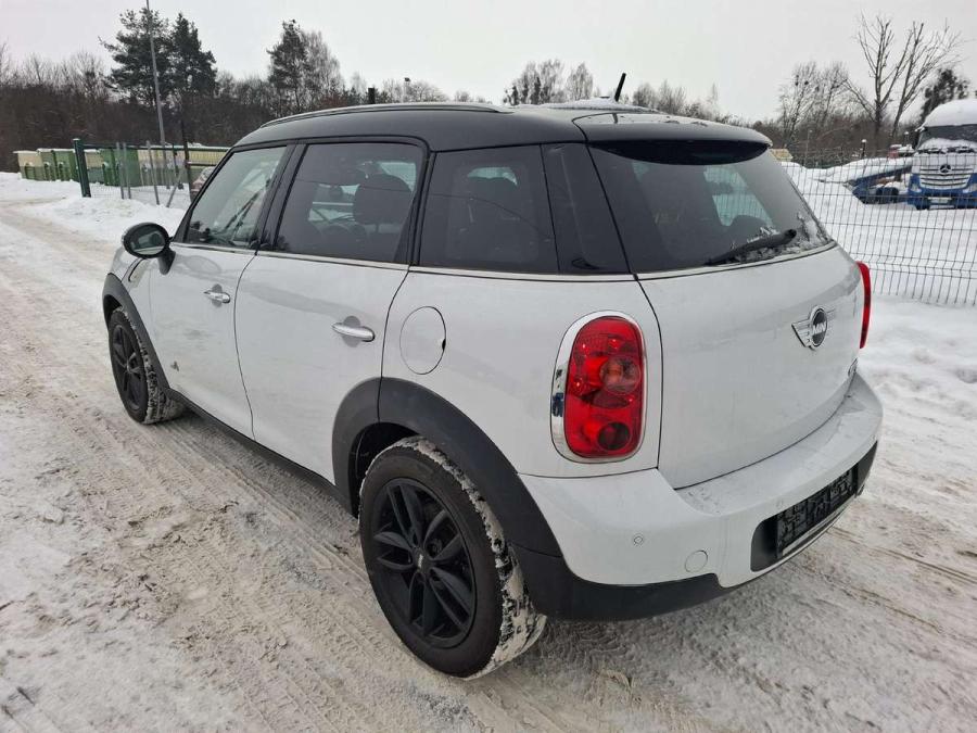Balts MINI Countryman 2013 Prienai, ar dzinēja tilpumu 1.60 L un nobraukumu 206 tūkst. km par 5500 €, foto 4 vietnē AUTOMOTO.COM.LV
