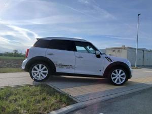 Balts MINI Countryman 2013 Marijampole, ar dzinēja tilpumu 2.00 L un nobraukumu 132 tūkst. km par 8750 €, foto 4 vietnē AUTOMOTO.COM.LV