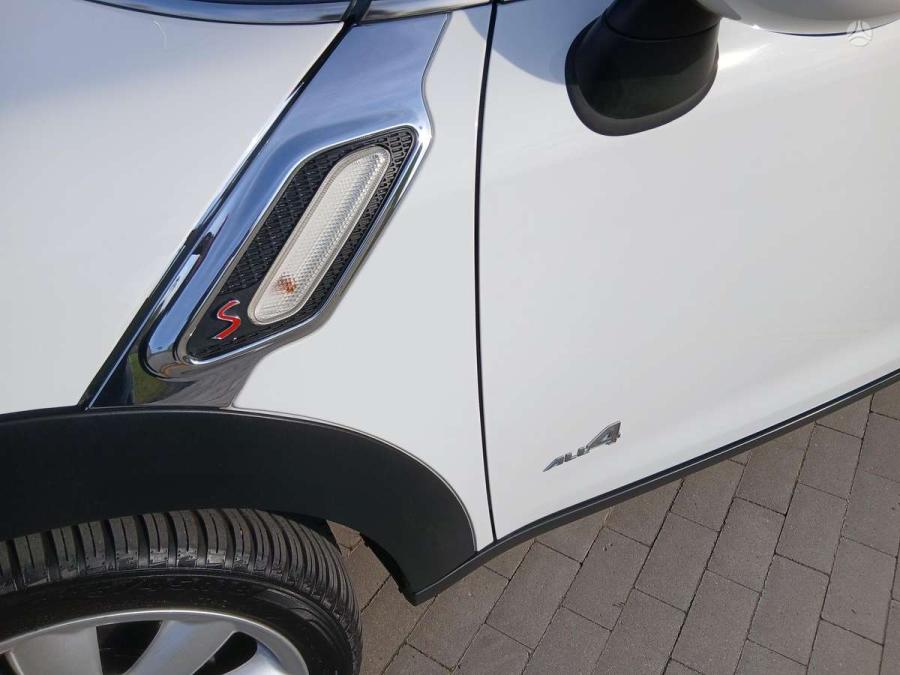 Balts MINI Countryman 2013 Marijampole, ar dzinēja tilpumu 2.00 L un nobraukumu 132 tūkst. km par 8750 €, foto 23 vietnē AUTOMOTO.COM.LV