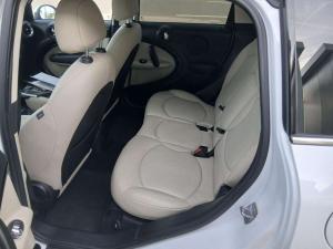 Balts MINI Countryman 2013 Marijampole, ar dzinēja tilpumu 2.00 L un nobraukumu 132 tūkst. km par 8750 €, foto 38 vietnē AUTOMOTO.COM.LV