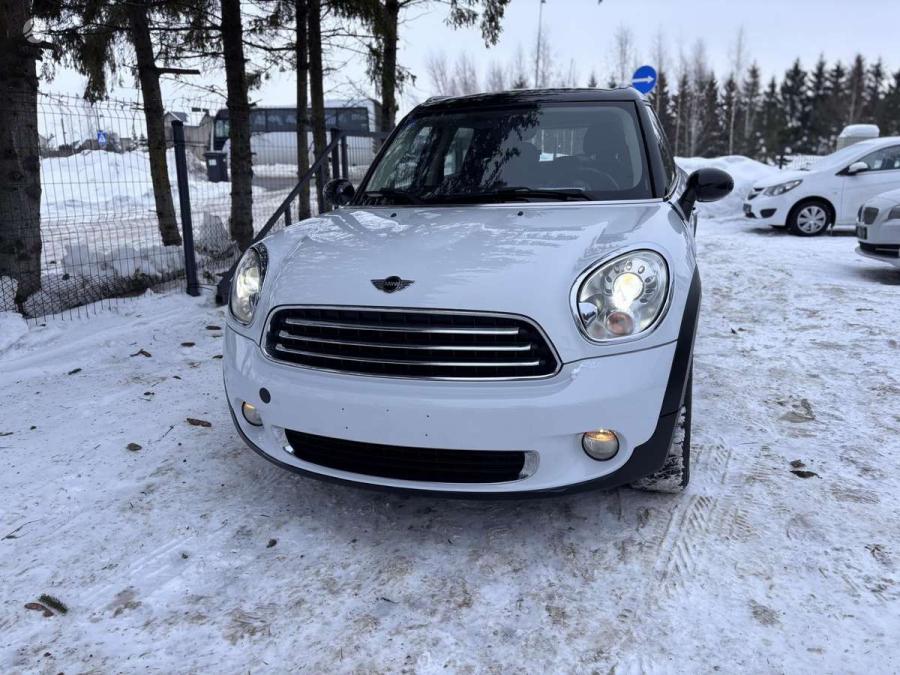 Balts MINI Countryman 2014 Gargždai, ar dzinēja tilpumu 2.00 L un nobraukumu 135 tūkst. km par 6899 €, foto 2 vietnē AUTOMOTO.COM.LV
