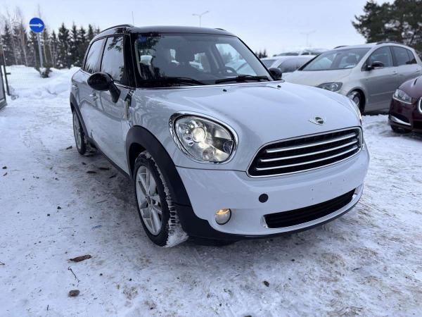 White MINI Countryman 2014 in Gargzdai, with an engine capacity of 2.00 L and mileage of 135 thousand km for 6899 €, photo 3 on AUTOMOTO.COM.LV