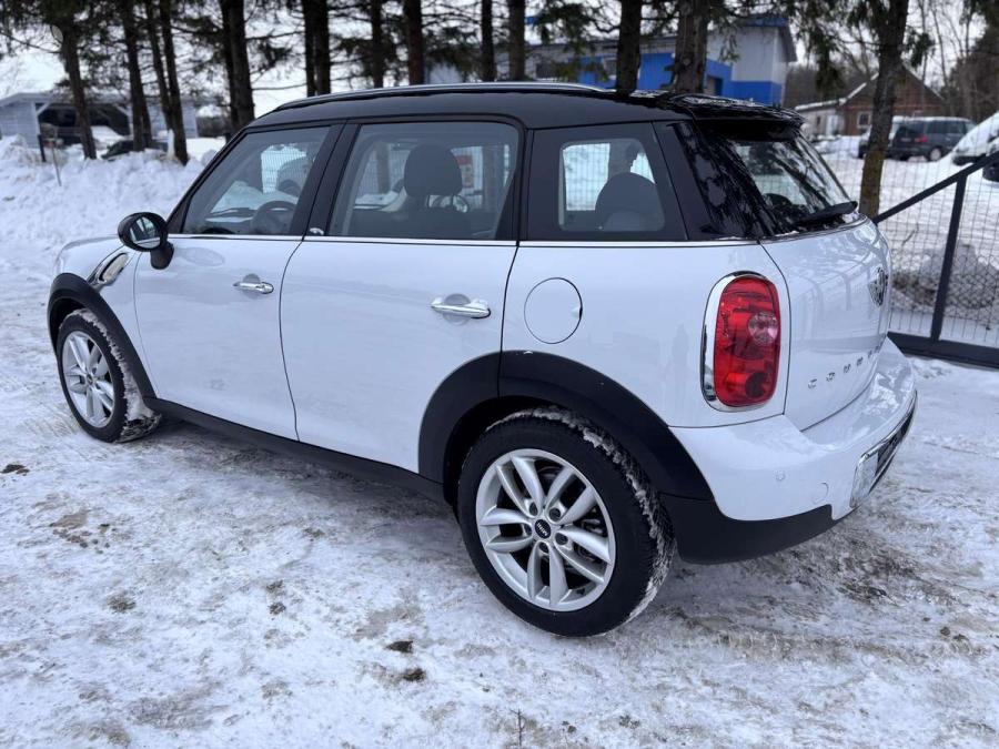 Balts MINI Countryman 2014 Gargždai, ar dzinēja tilpumu 2.00 L un nobraukumu 135 tūkst. km par 6899 €, foto 8 vietnē AUTOMOTO.COM.LV