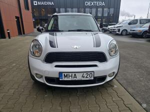 White MINI Countryman 2014 in Vilnius, with an engine capacity of 1.60 L and mileage of 235 thousand km for 4800 €, photo 6 on AUTOMOTO.COM.LV