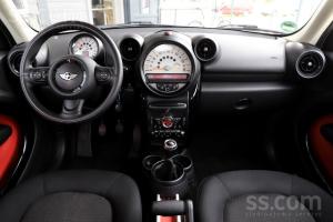 Balts MINI Countryman 2014 Tukums, ar dzinēja tilpumu 1.60 L un nobraukumu 138 tūkst. km par 5500 €, foto 8 vietnē AUTOMOTO.COM.LV