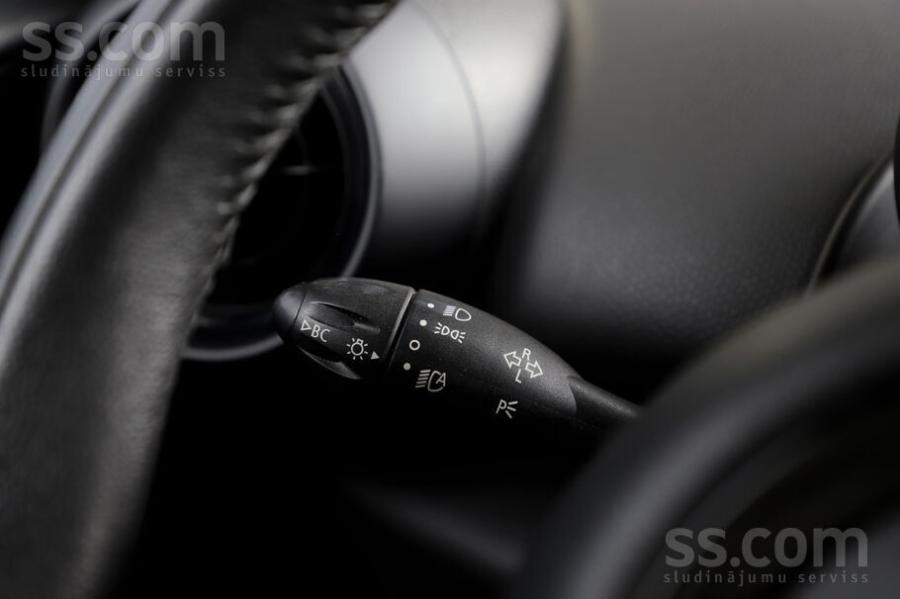 Balts MINI Countryman 2014 Tukums, ar dzinēja tilpumu 1.60 L un nobraukumu 138 tūkst. km par 5500 €, foto 13 vietnē AUTOMOTO.COM.LV