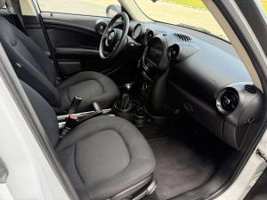 White MINI Countryman 2015 in Siauliai, with an engine capacity of 1.60 L and mileage of 225 thousand km for 4950 €, photo 10 on AUTOMOTO.COM.LV