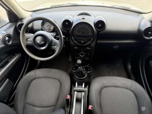 White MINI Countryman 2015 in Siauliai, with an engine capacity of 1.60 L and mileage of 225 thousand km for 4950 €, photo 15 on AUTOMOTO.COM.LV