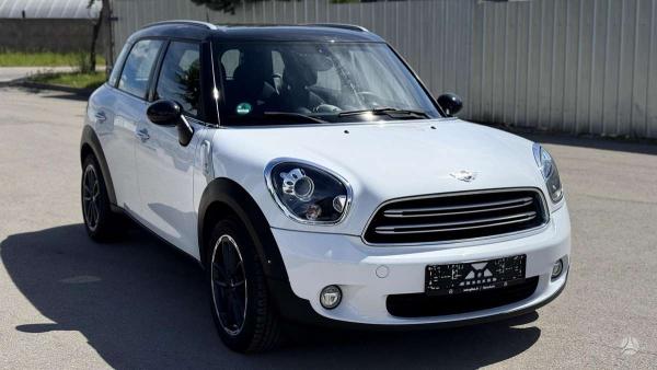 White MINI Countryman 2015 in Telschi, with an engine capacity of 2.00 L and mileage of 112 thousand km for 8900 €, photo 1 on AUTOMOTO.COM.LV