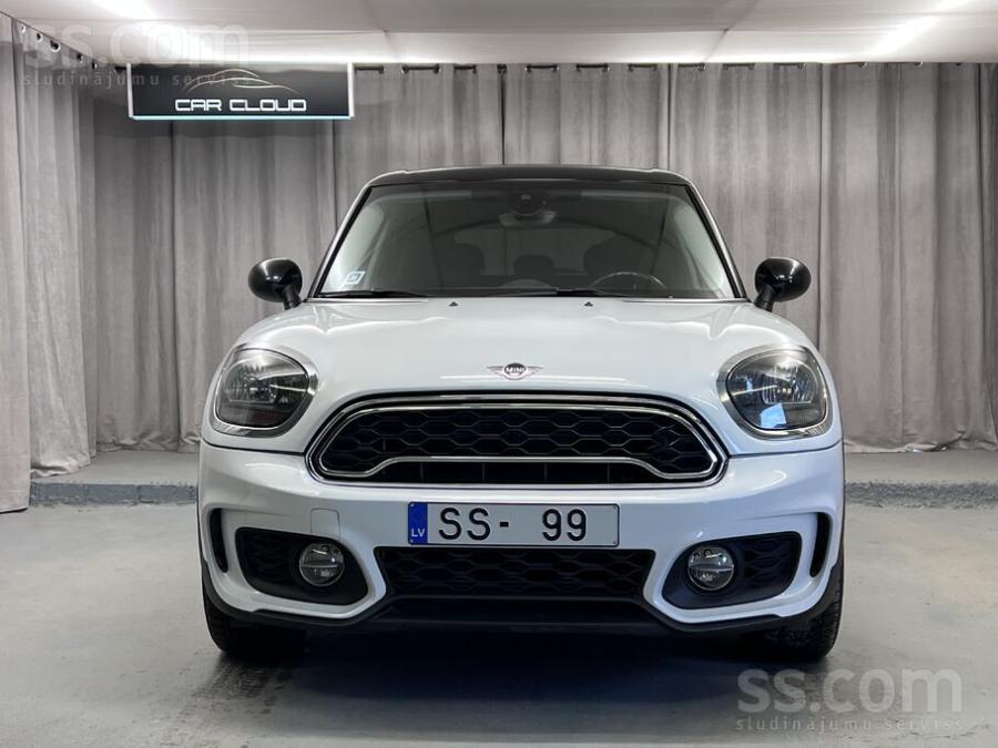 White MINI Countryman 2017 in Riga, with an engine capacity of 1.50 L and mileage of 40 thousand km for 19900 €, photo 2 on AUTOMOTO.COM.LV