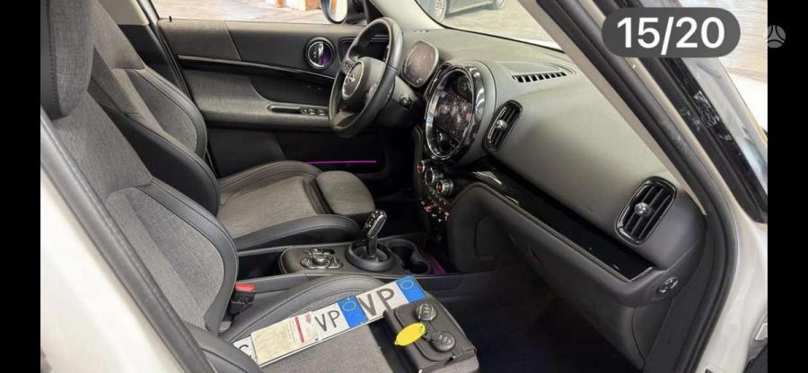 White MINI Countryman 2023 in Kaunas, with an engine capacity of 1.50 L and mileage of 36 thousand km for 14702 €, photo 8 on AUTOMOTO.COM.LV