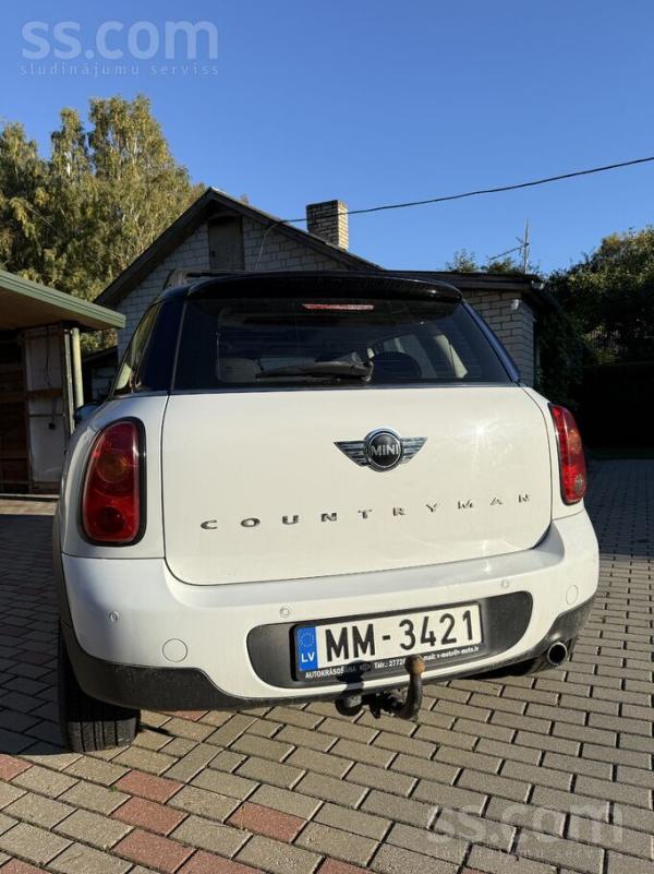 Balts MINI Countryman 2010 Rīga, ar dzinēja tilpumu 1.60 L un nobraukumu 305 tūkst. km par 2999 €, foto 4 vietnē AUTOMOTO.COM.LV
