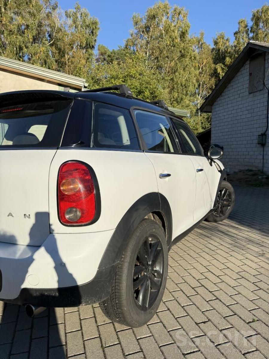 Balts MINI Countryman 2010 Rīga, ar dzinēja tilpumu 1.60 L un nobraukumu 305 tūkst. km par 2999 €, foto 6 vietnē AUTOMOTO.COM.LV