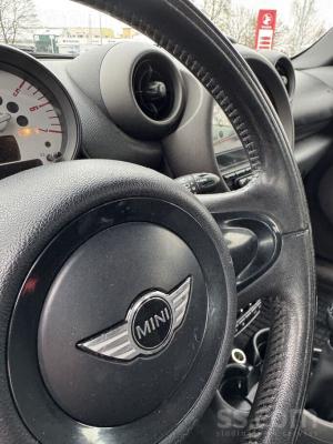 White MINI Countryman 2011 in Riga, with an engine capacity of 1.60 L and mileage of 320 thousand km for 4350 €, photo 9 on AUTOMOTO.COM.LV