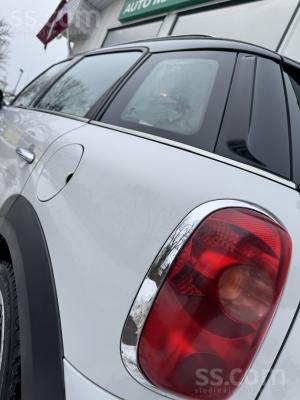 White MINI Countryman 2011 in Riga, with an engine capacity of 1.60 L and mileage of 320 thousand km for 4350 €, photo 24 on AUTOMOTO.COM.LV
