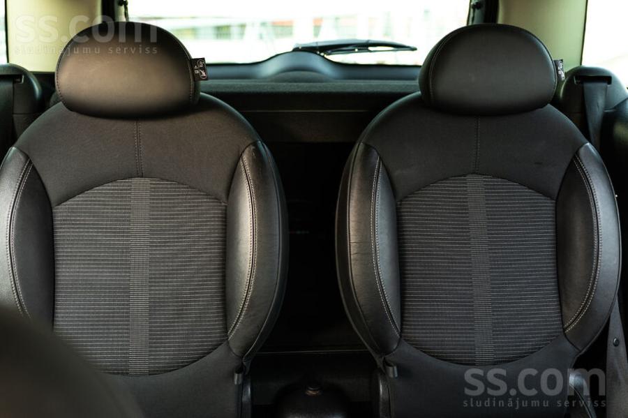 Balts MINI Countryman 2011 Rīga, ar dzinēja tilpumu 2.00 L un nobraukumu 239 tūkst. km par 5350 €, foto 6 vietnē AUTOMOTO.COM.LV