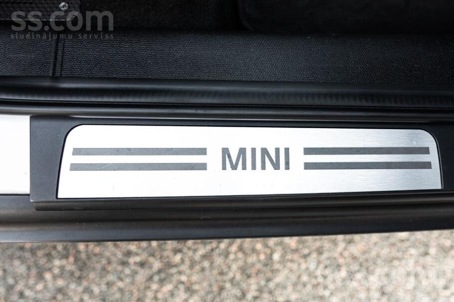 Balts MINI Countryman 2011 Rīga, ar dzinēja tilpumu 2.00 L un nobraukumu 239 tūkst. km par 5350 €, foto 8 vietnē AUTOMOTO.COM.LV
