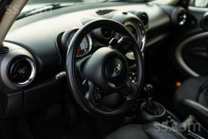 Balts MINI Countryman 2011 Rīga, ar dzinēja tilpumu 2.00 L un nobraukumu 239 tūkst. km par 5350 €, foto 12 vietnē AUTOMOTO.COM.LV