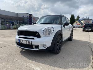 White MINI Countryman 2011 in Kuldiga, with an engine capacity of 1.60 L and mileage of 168 thousand km for 5900 €, photo  on AUTOMOTO.COM.LV