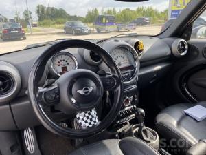 White MINI Countryman 2011 in Kuldiga, with an engine capacity of 1.60 L and mileage of 168 thousand km for 5900 €, photo 17 on AUTOMOTO.COM.LV