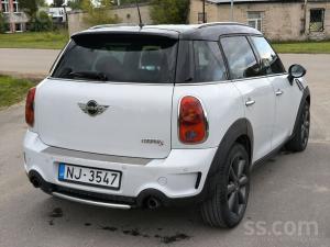 Balts MINI Countryman 2011 Ludza, ar dzinēja tilpumu 1.60 L un nobraukumu 220 tūkst. km par 6400 €, foto 8 vietnē AUTOMOTO.COM.LV