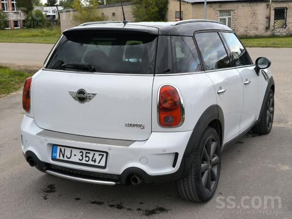 White MINI Countryman 2011 in Ludza, with an engine capacity of 1.60 L and mileage of 220 thousand km for 6400 €, photo 8 on AUTOMOTO.COM.LV