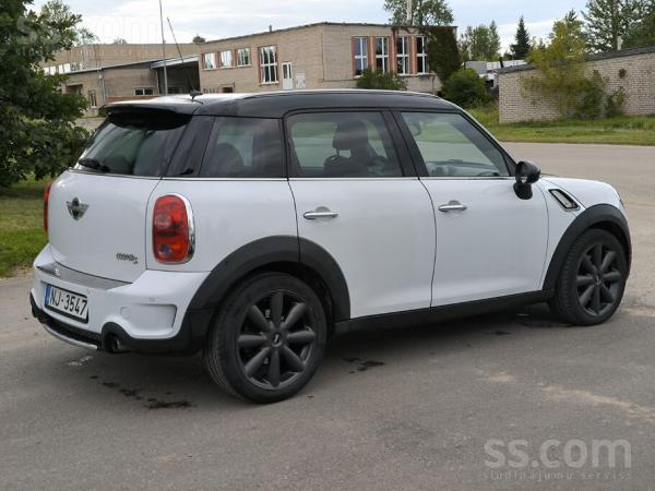 White MINI Countryman 2011 in Ludza, with an engine capacity of 1.60 L and mileage of 220 thousand km for 6400 €, photo 9 on AUTOMOTO.COM.LV